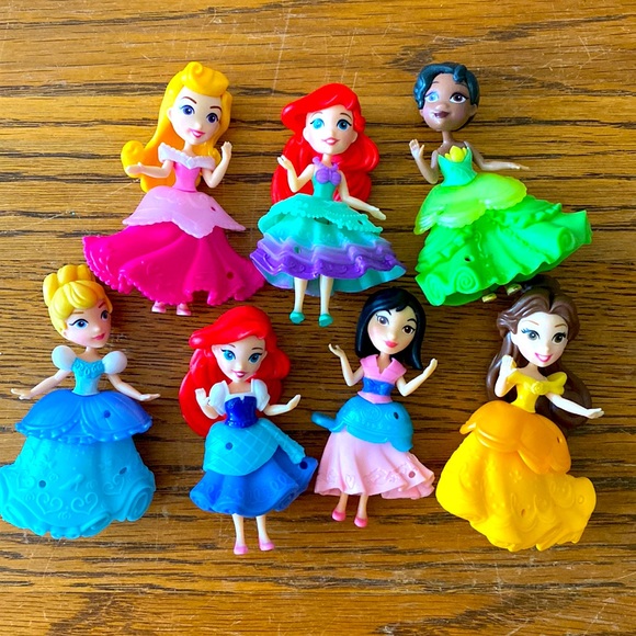Disney | Toys | Disney Princess Interchangeable Doll Set 7 Dolls | Poshmark